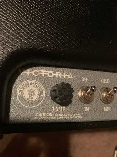 Victoria Silver Sonic Amp Tan/Black > Amps & Preamps | Groovy Guitar