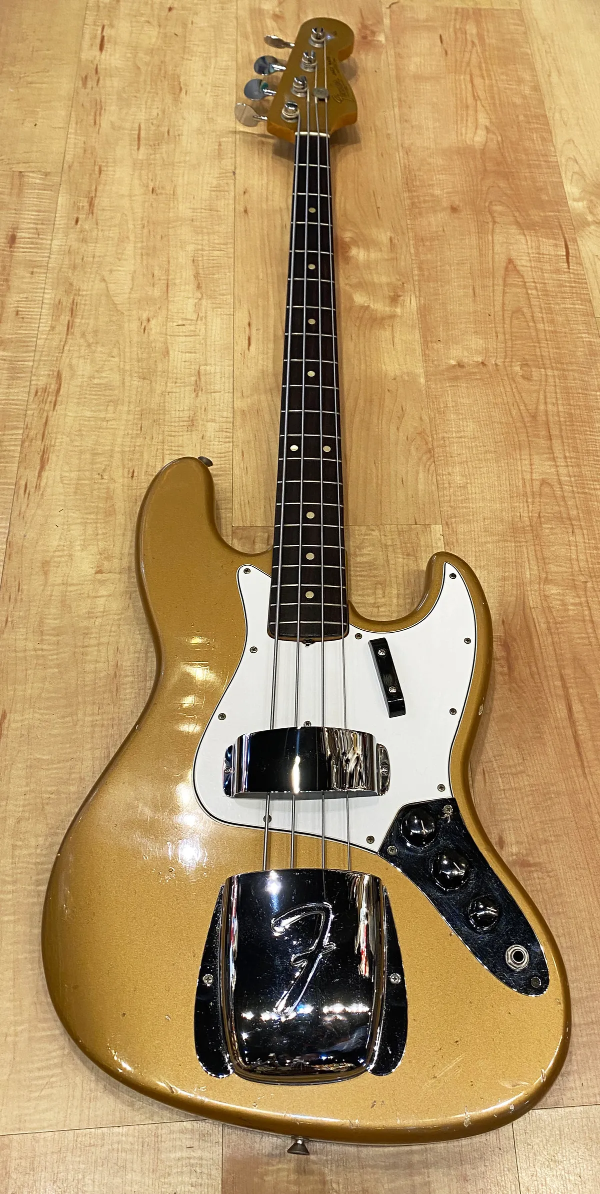 1965 Fender Jazz Bass Firemist Gold w/ Matching Headstock > Guitars ...
