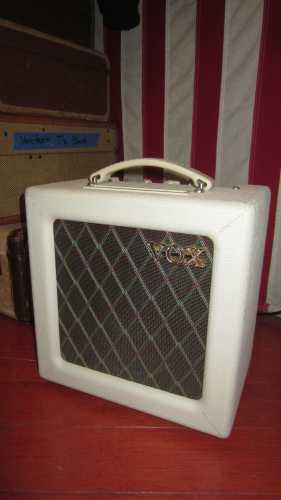 Vox AC4TV8 Tube Combo Amp Blonde > Amps & Preamps | Rivington Guitars