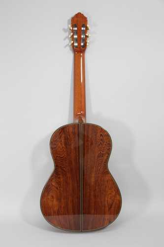 Yamaha GC-41 Spruce > Guitars Classical & Nylon | Imperial Vintage Guitars